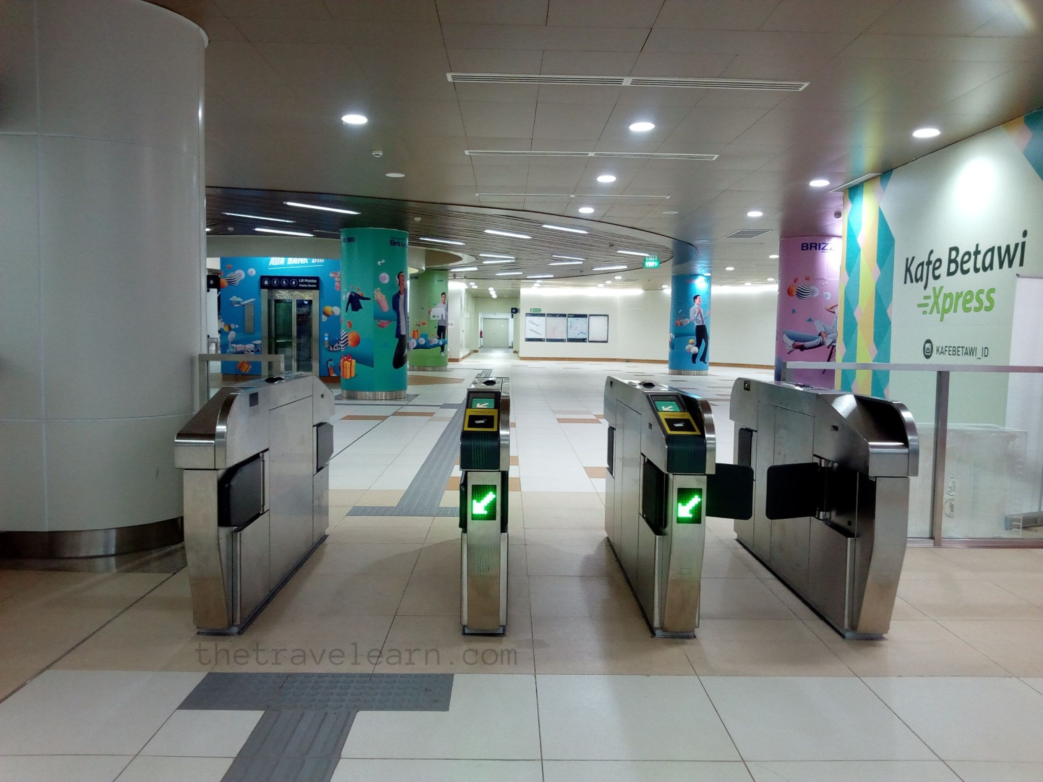 [Bi-Lingual Post] MRT Jakarta: Review & Travel Guide | the travelearn