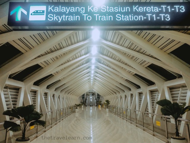 terminal 2 bandara soekarno-hatta international airport jakarta (2 ...